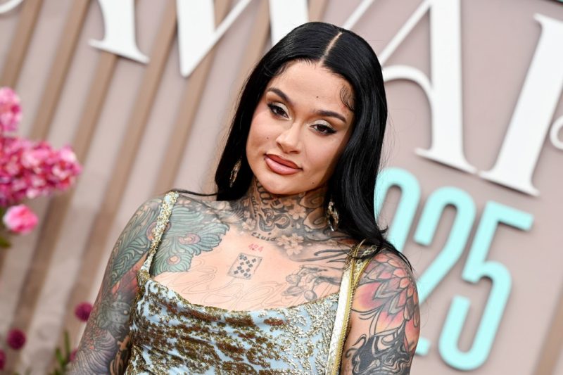 Kehlani condena a ICE por 'secuestro' de personas en escuelas y lugares ...